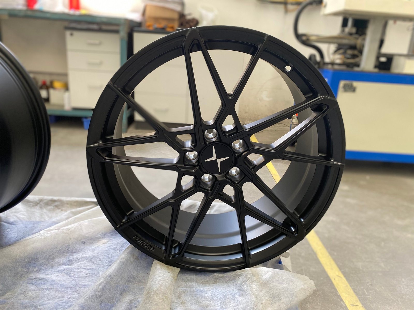 Volvo Polestar 2 forged wheels,,鍛造 ホイール，кованые диски，диски харьков ...